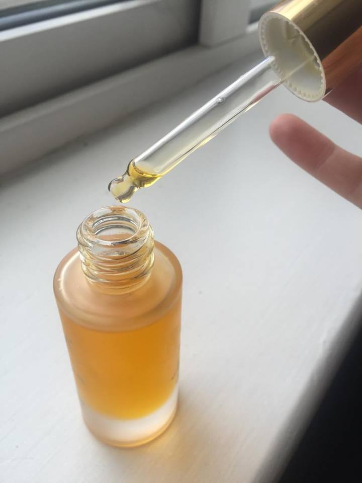 A luxurious face-oil for a fraction of the cost… – The Littlest Polkadot